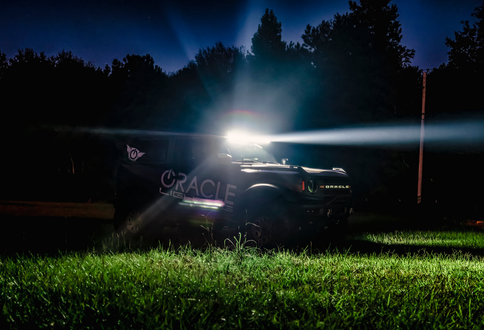 Oracle: Ford Bronco (2021+) Intergrated Windshield Roof Lightbar Syste ...